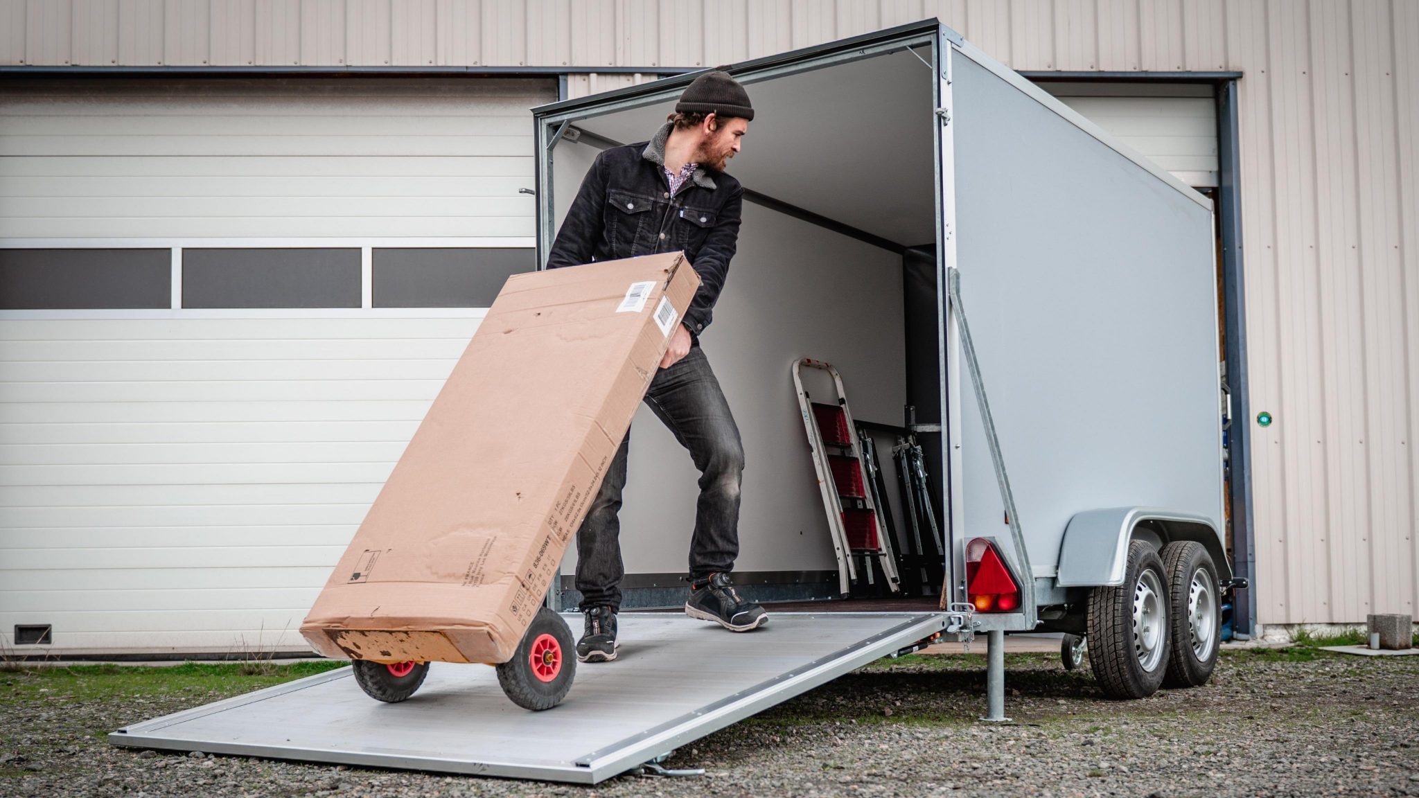 Lider Fourgon 42920 un-Braked Box Van Trailer GW 750kg, 230 x 135 x ...